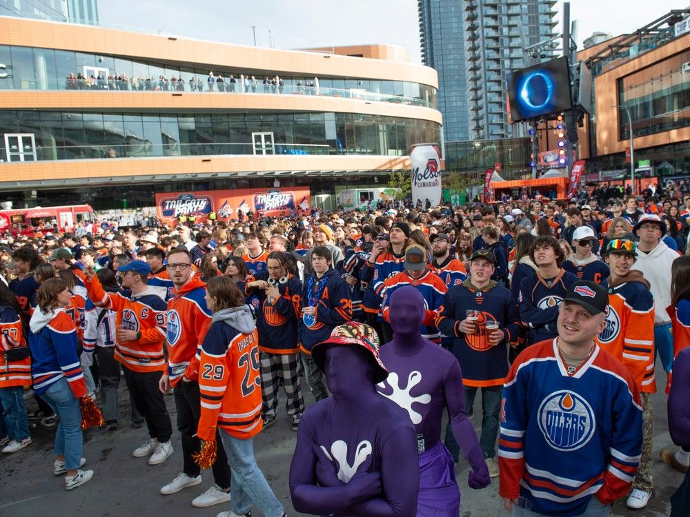 Edmonton weather: Thunderous start to Game 6 | Edmonton Journal