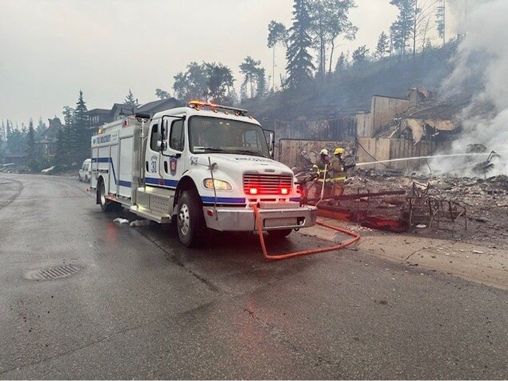 Jasper wildfire live updates: Alberta Premier Danielle Smith cries ...