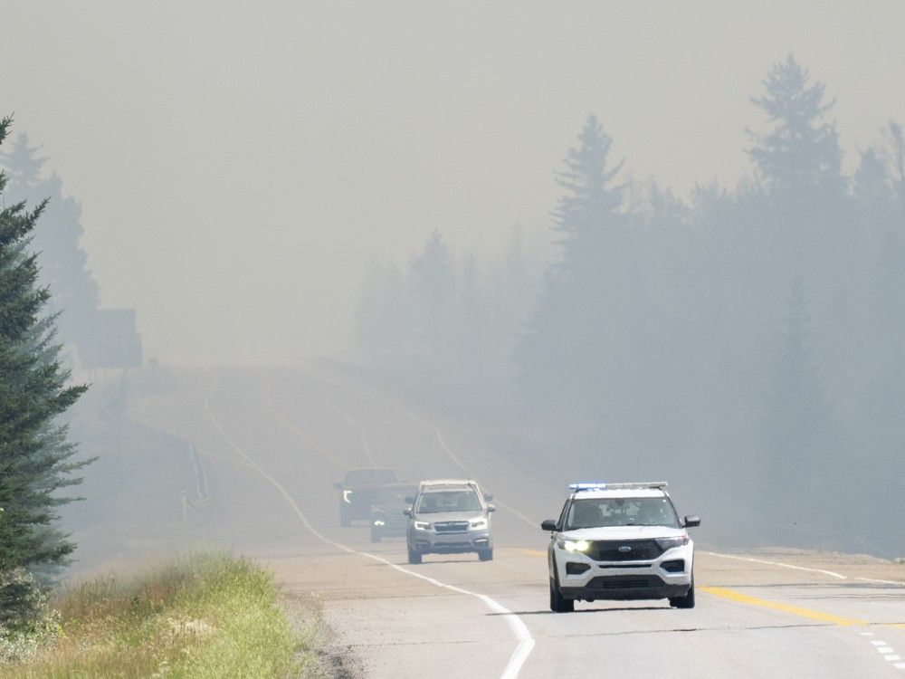 Advancing wildfire reaches Jasper townsite: Parks Canada | Edmonton Journal