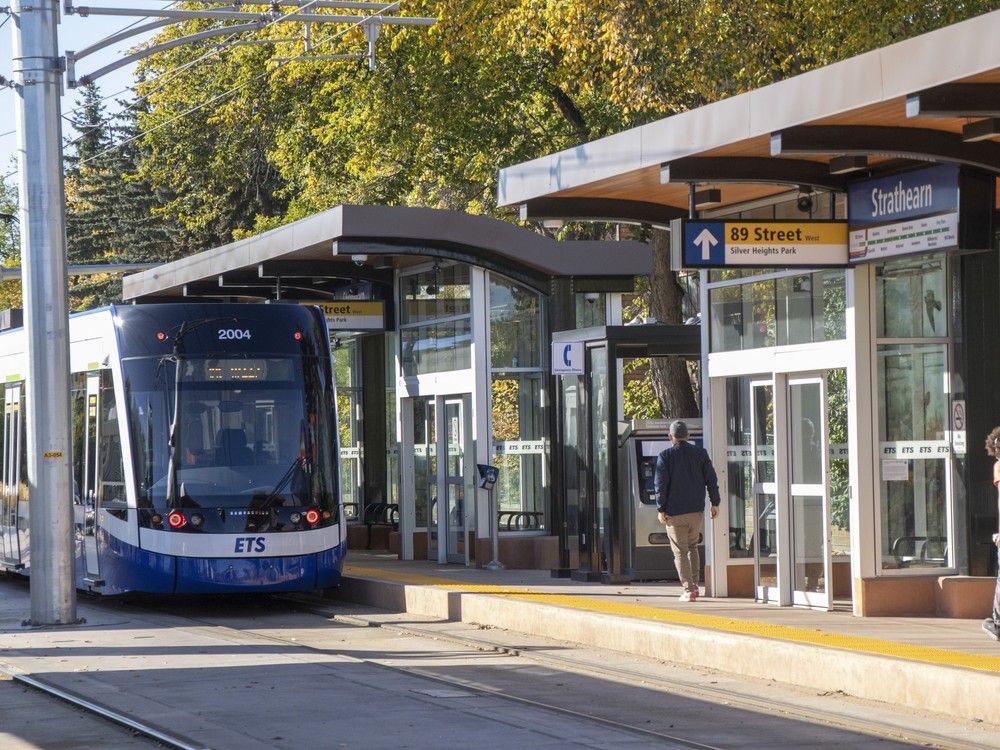 Wednesday's letters: Valley Line LRT shelters a costly failure ...