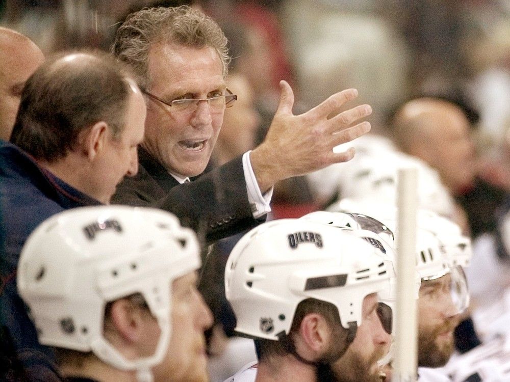 MacT makes his way on to the Edmonton Oilers Wall of Honour on Friday ...