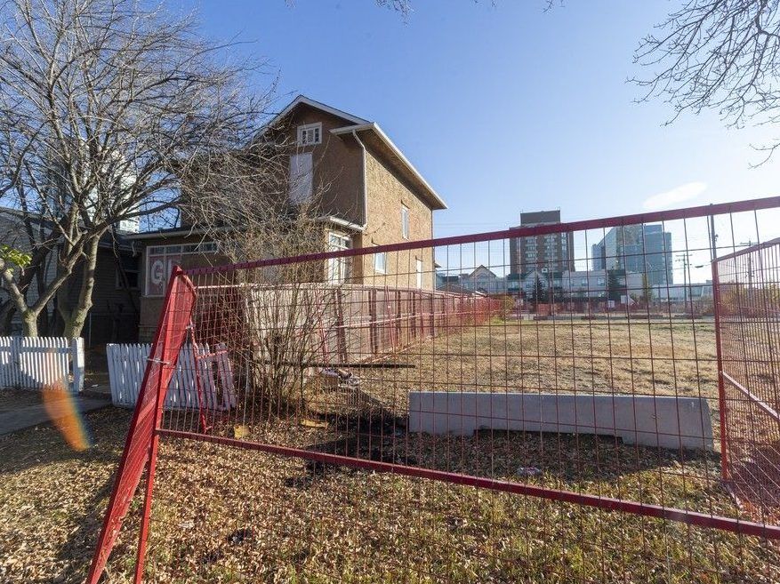 Edmonton to sell Quarters land to non-profit for social housing ...