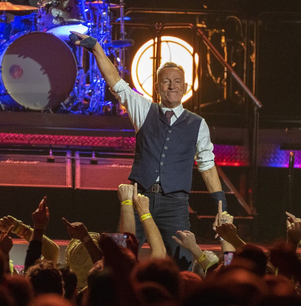 Photos: Bruce Springsteen and the E-Street Band rock Edmonton's Rogers ...