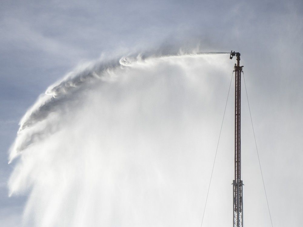 Alberta-made 100-foot sprinkler the latest wildfire fighting tool ...