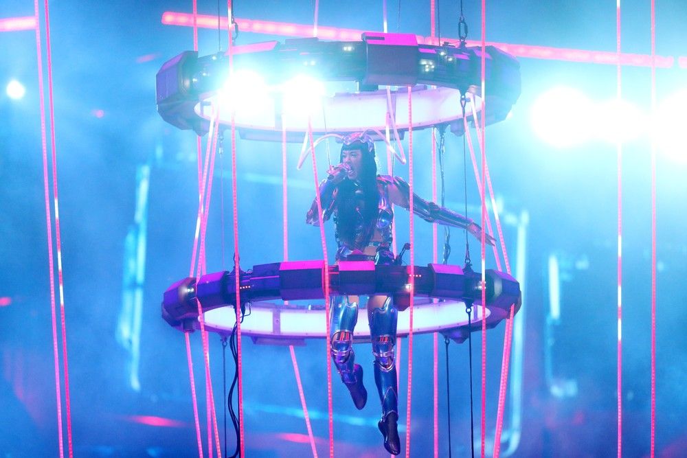 Katy Perry brings action, androids and acrobatics to Edmonton ...