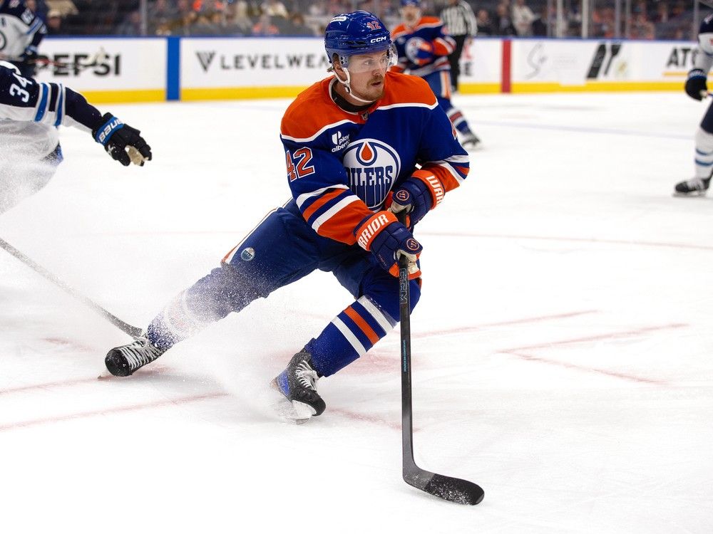 Oilers coach welcomes return of rugged forward Kasperi Kapanen ...