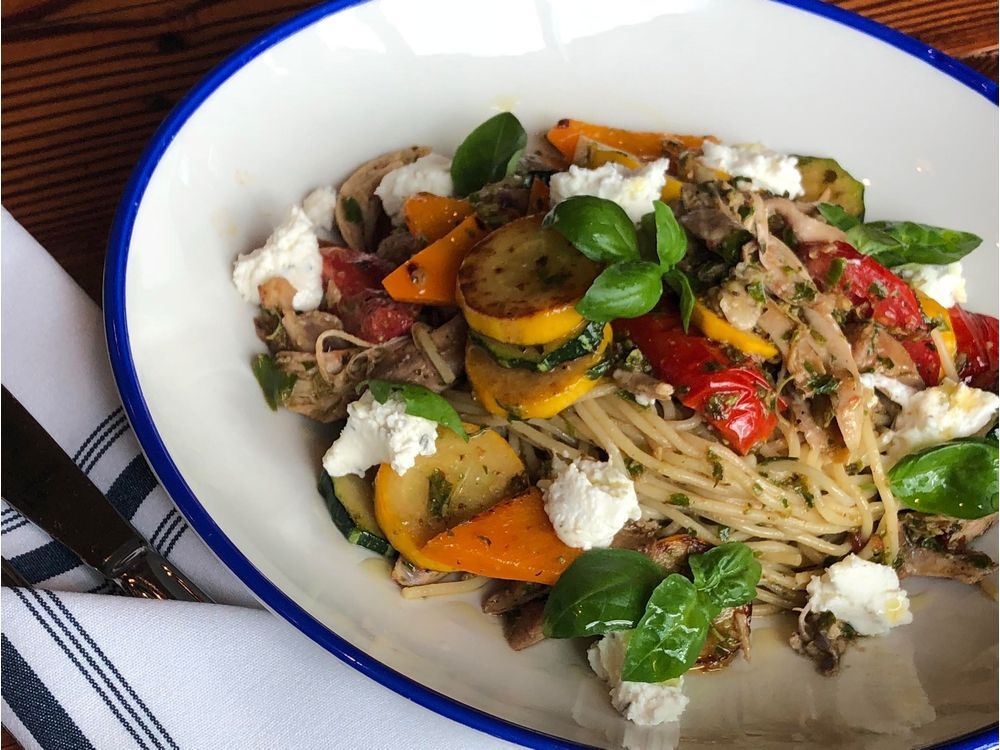 Chef Paul's Kitchen: Managing back-to-school meals | Edmonton Sun