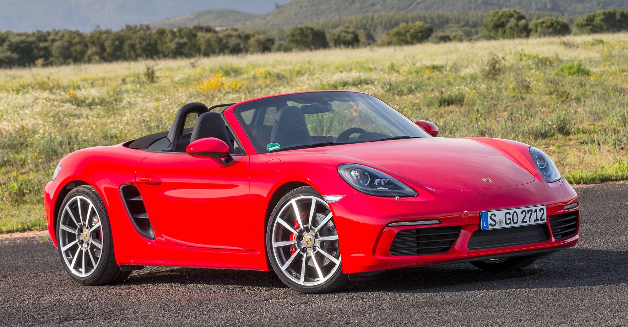 Sponsored: Porsche | Canoe.Com