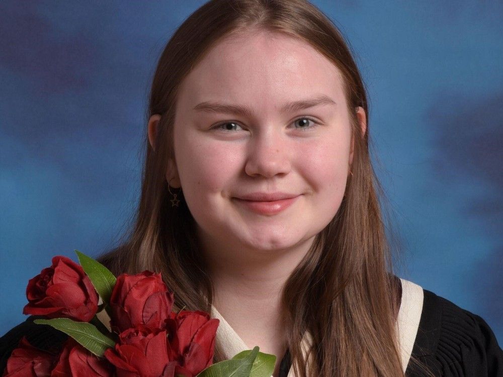 Valedictorians 2023: Braemar's Ali Beeching and Cora Rock | Edmonton Sun