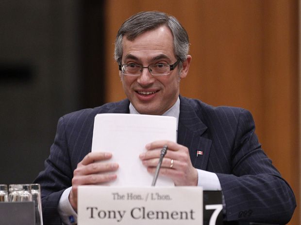Internet 'crucial' to economy: Clement | Financial Post