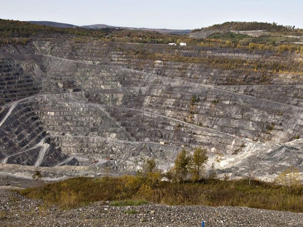 Canada to stop defending asbestos mining | Financial Post