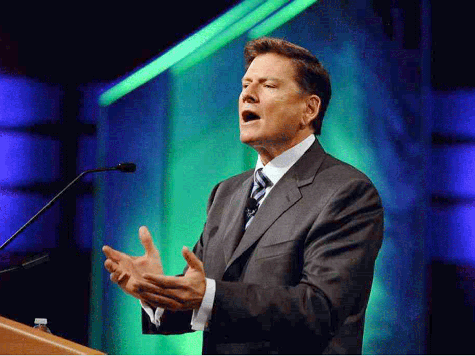 Telus CEO Darren Entwistle earned over $11M last year | Financial Post