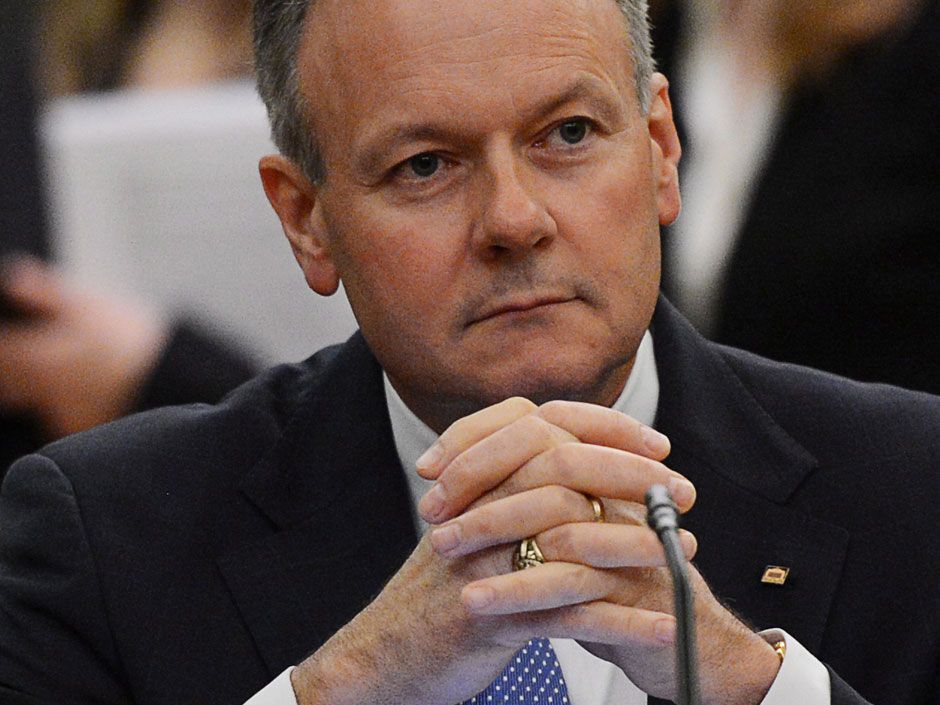 Stephen Poloz expected to signal low rate to stay in public debut ...