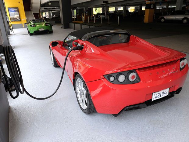 Tesla Motors Inc is a 'lemon' without a cheaper battery: Barron's ...