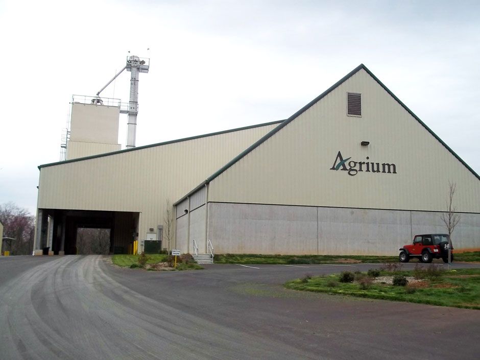 Agrium's profit warning shows weakness in fertilizer sector goes beyond ...