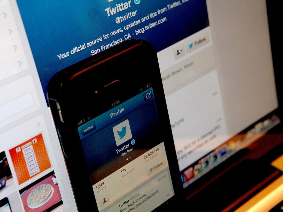 Twitter's road to IPO: Grow first, monetize later | Financial Post