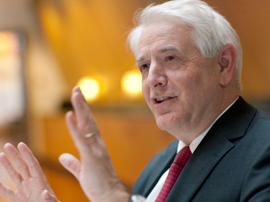 U.S. has 'overfracked and overdrilled,' Shell director says | Financial ...