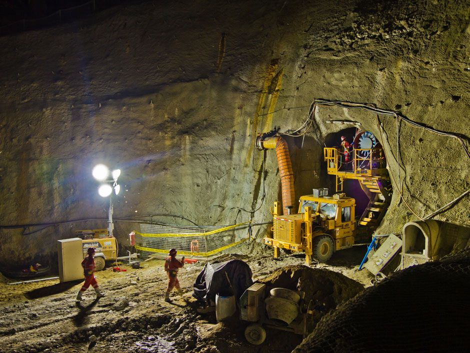 Kinross slashes gold reserves by a massive 33% | Financial Post