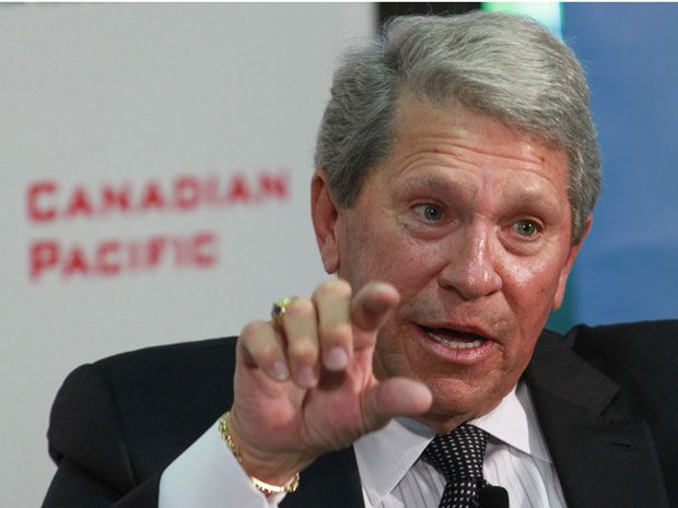 CP Rail extends CEO Hunter Harrison's contract for extra year to 2017 ...