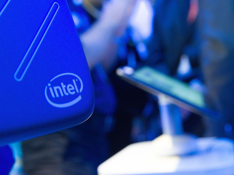 Intel Corp has chips ready to take mobile-phone market share ...