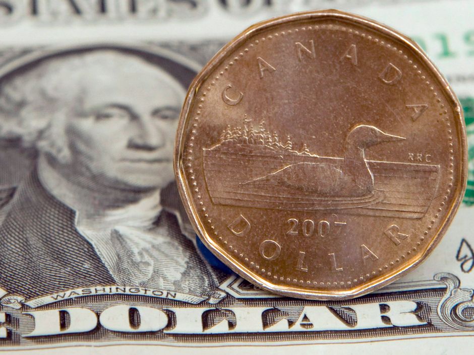 How the loonie is doing the heavy lifting for Canada's economy ...