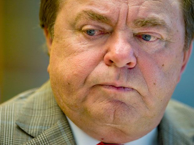 Oil tycoon Harold Hamm sent his ex-wife a $975M divorce settlement ...
