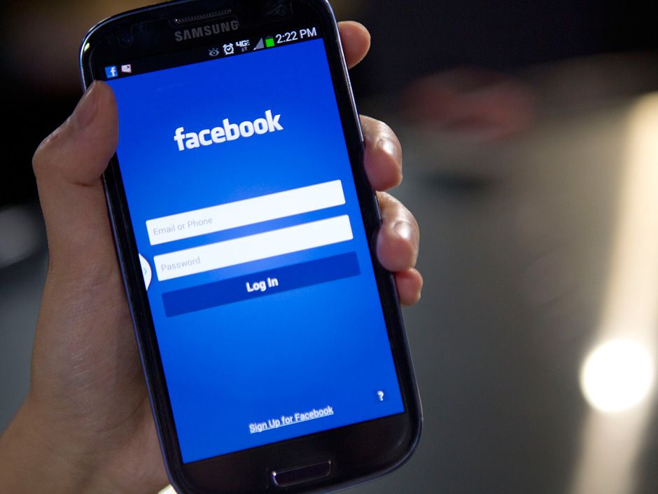 Hello? Facebook Inc launches voice-calling app for Android phones ...