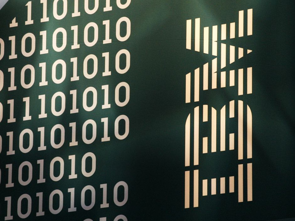 IBM Corp reveals computer chip breakthrough, the world’s first 7 ...