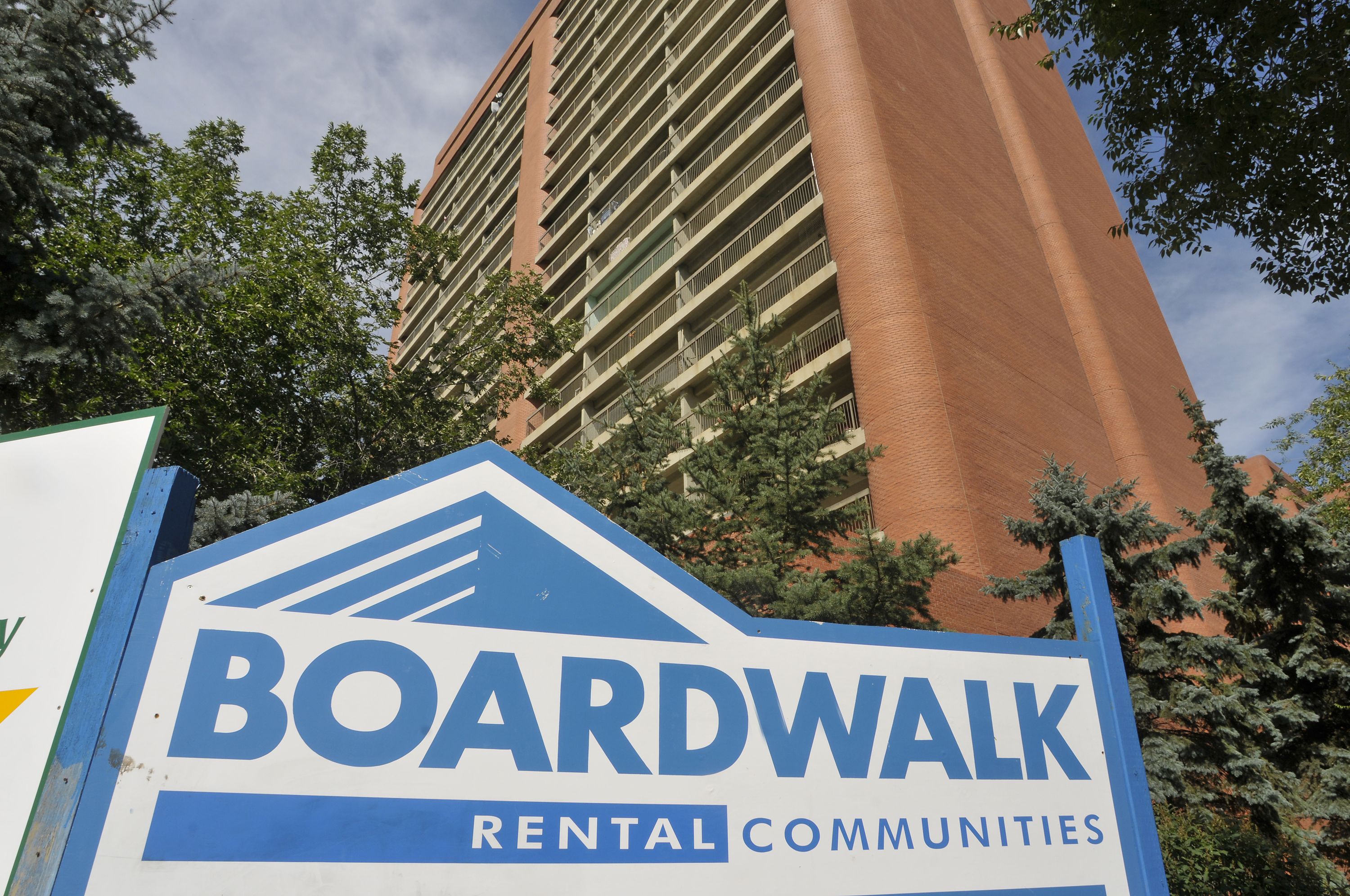 Boardwalk REIT gets price cut: 'top-line growth may be elusive in 2016 ...