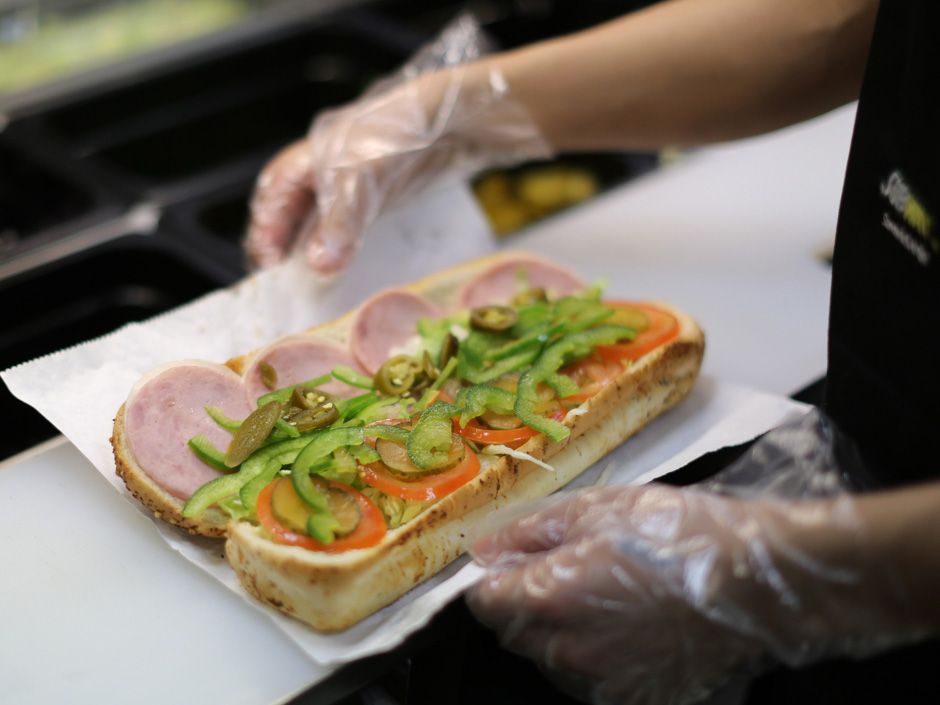 Subway to ensure its 'Footlong' sandwiches measure up to at least 12 ...
