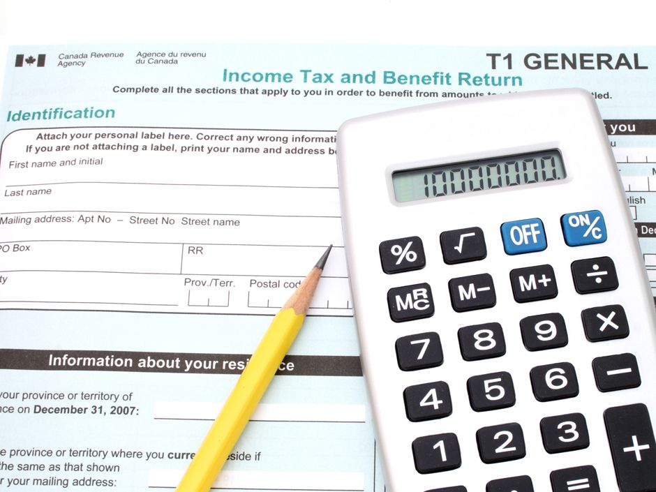 Let's get moving on federal income tax review, say economists ...