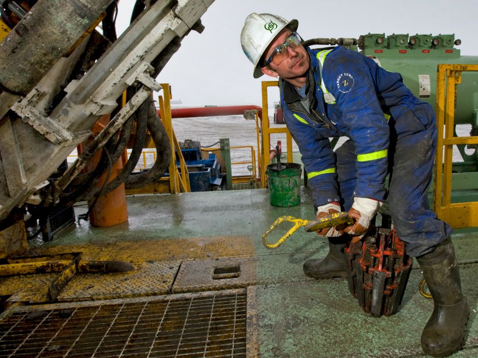 'People aren't coming back': Canadian oilpatch faces a new problem as ...