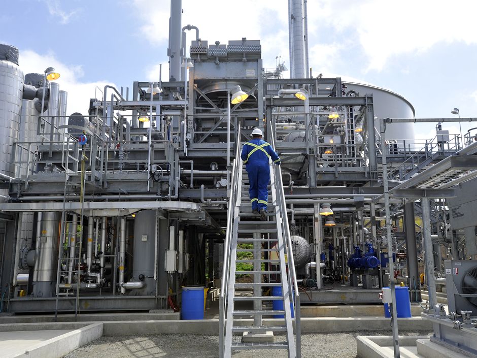 B.C.'s LNG dream comes alive with first-ever natural gas shipment to ...