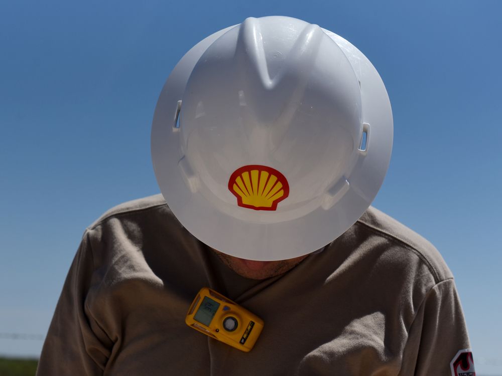 Shell reassures oilpatch it's staying put in Canada as other oil majors ...
