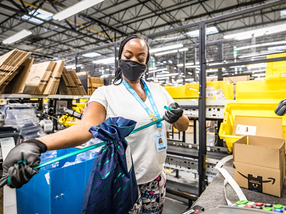 Amazon offers $3,000 signing bonuses for new recruits, angering ...