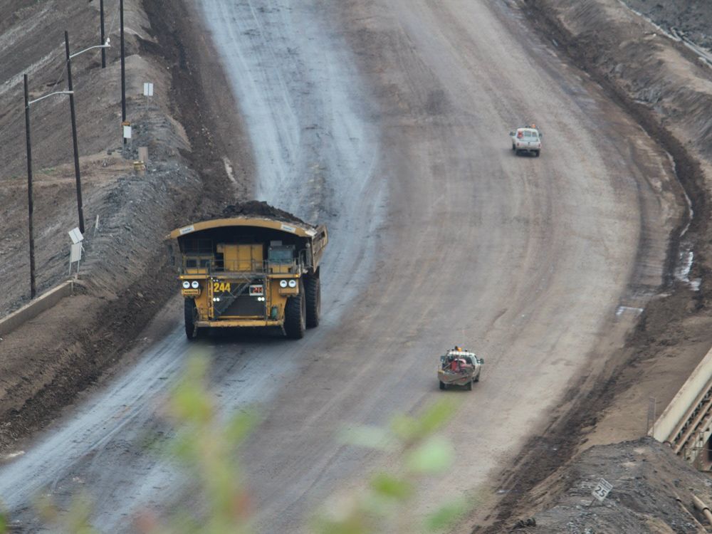 Suncor taps LNG Canada CEO Peter Zebedee to head mining unit ...