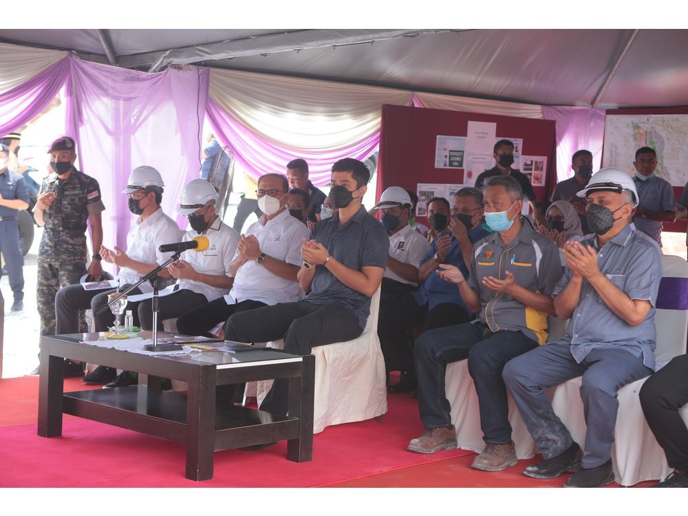 Monument Receives Royal Visit to the Selinsing Gold Mine in Malaysia ...