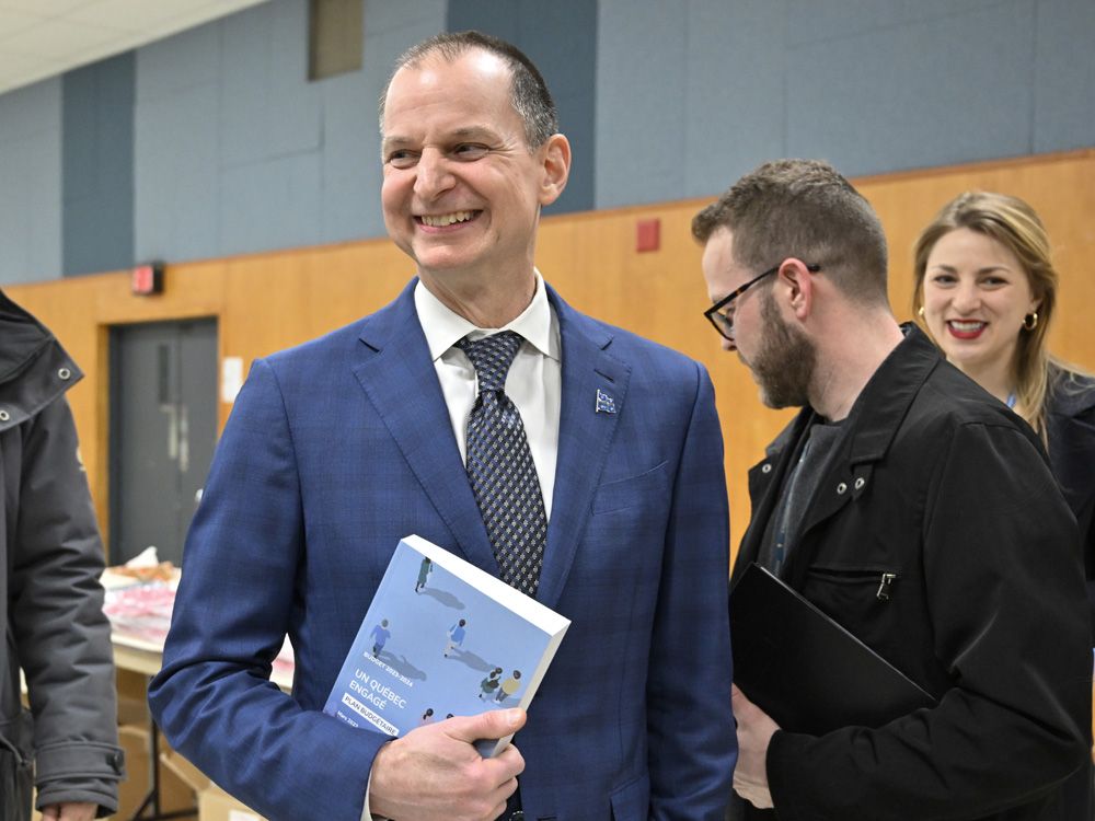 Quebec budget cuts income taxes, projects big drop in GDP growth ...