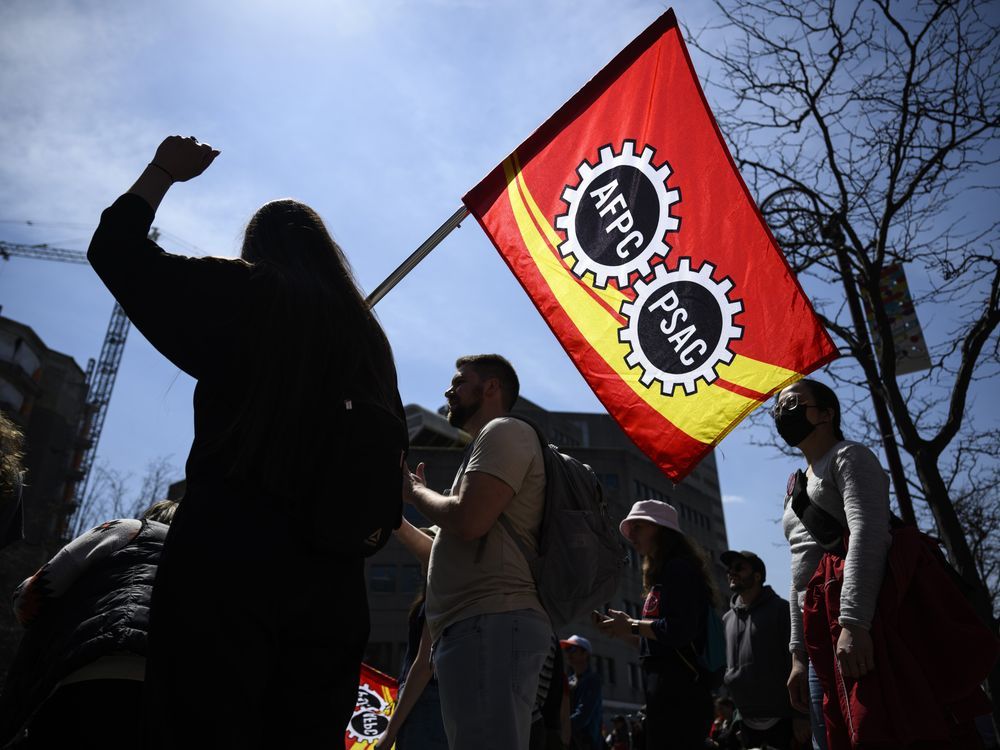 PSAC strike: Wage increases secured by federal workers not 'fat cat ...