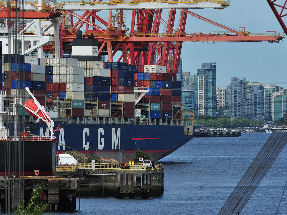 B.C. port strike could cost $250 million per week, experts say ...