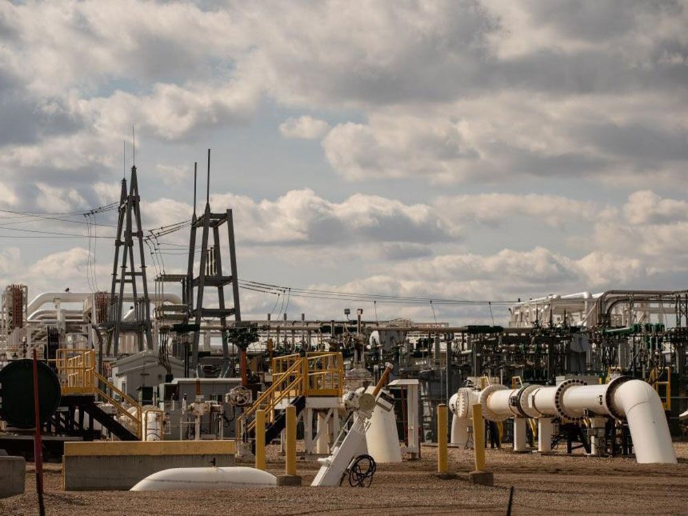 Alberta will never comply with federal clean power grid plan: Smith ...