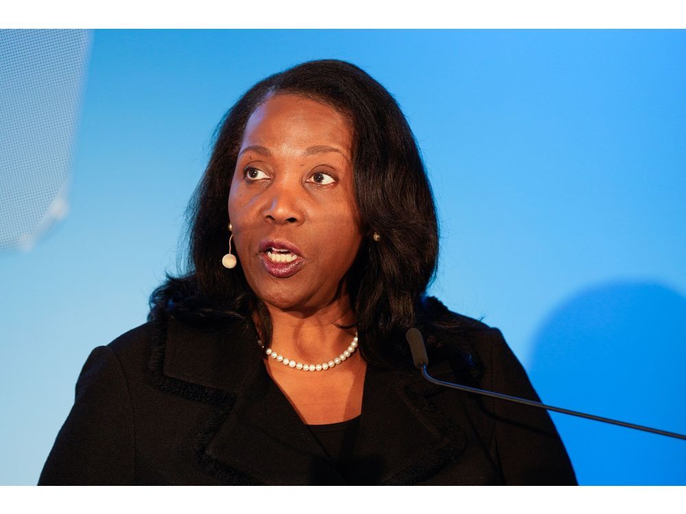 Fed's Cook Says She's Attuned to Risk of Sharp Drop for Economy ...