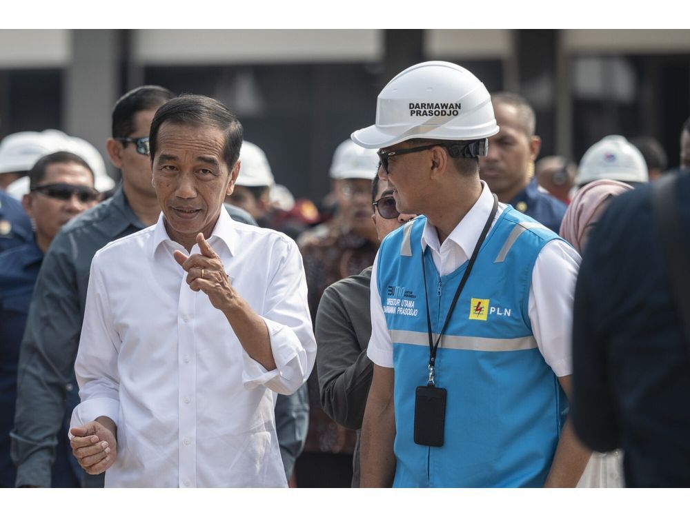 Indonesia is Building Floating Solar Plants on its Reservoirs ...