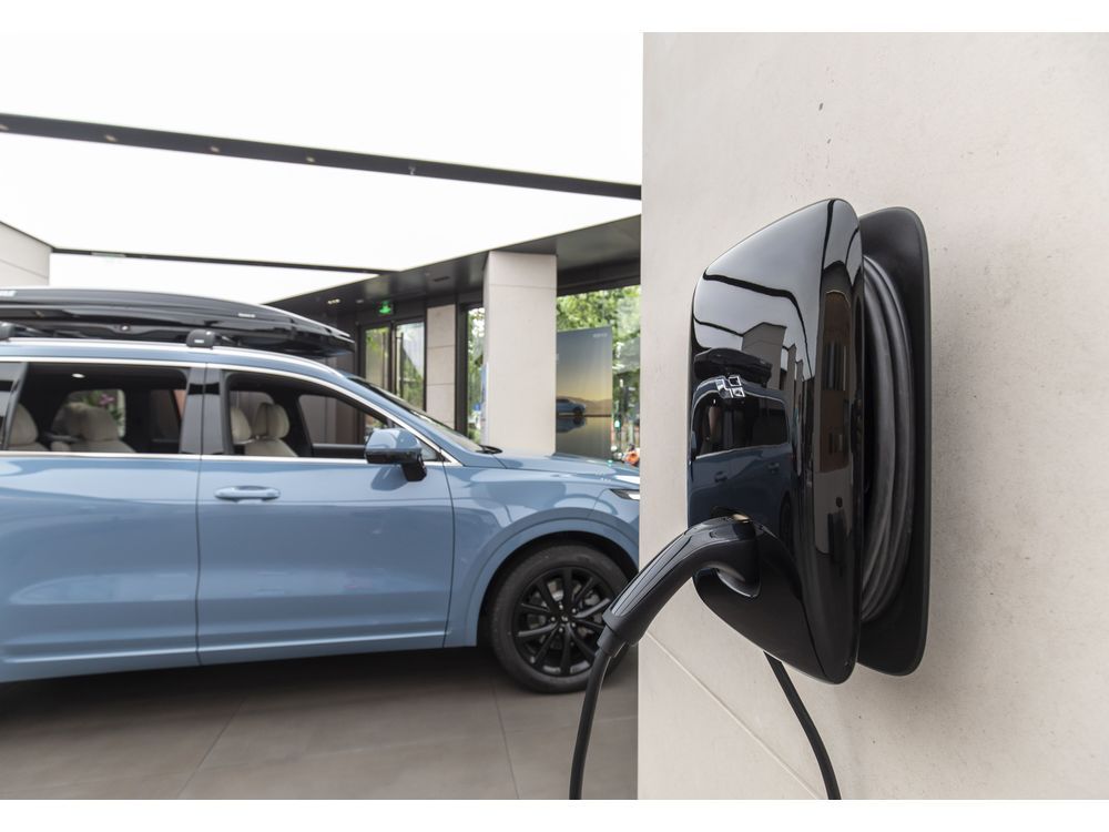 Li Auto Posts First Yearly Profit But Sees Challenges Ahead | Financial ...