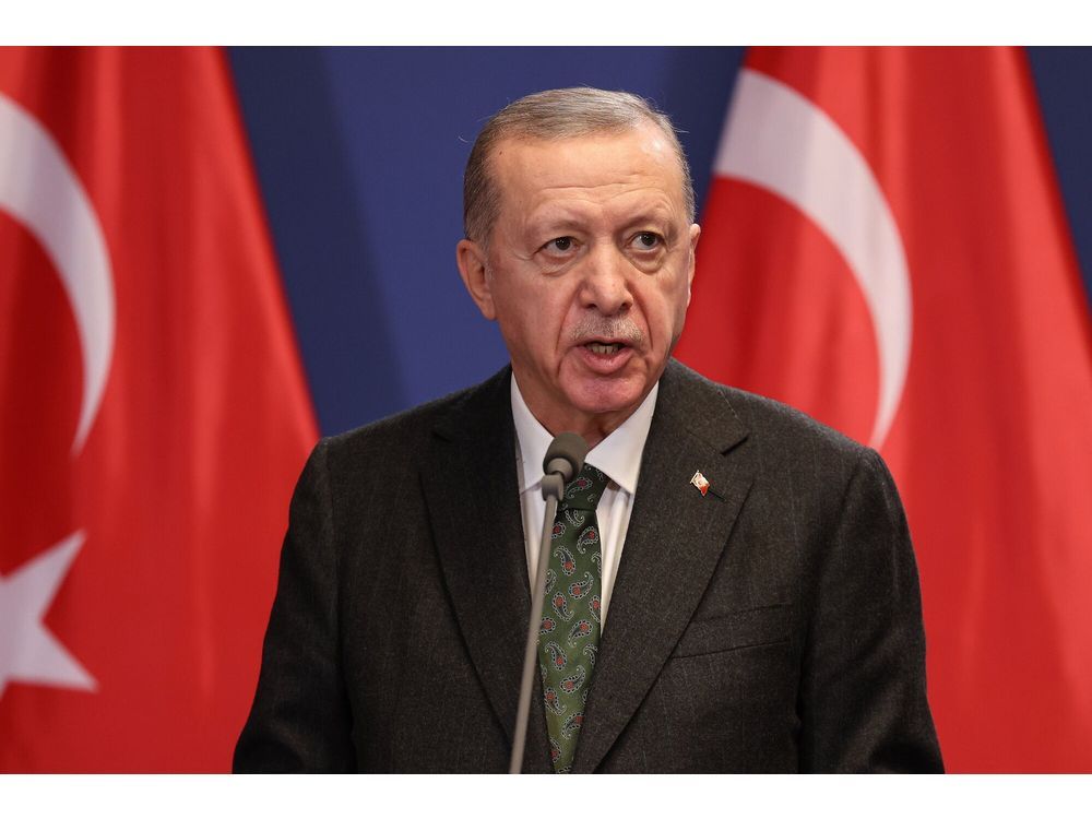 Turkey's Erdogan Rebuilds Egypt Ties With Landmark Cairo Visit ...