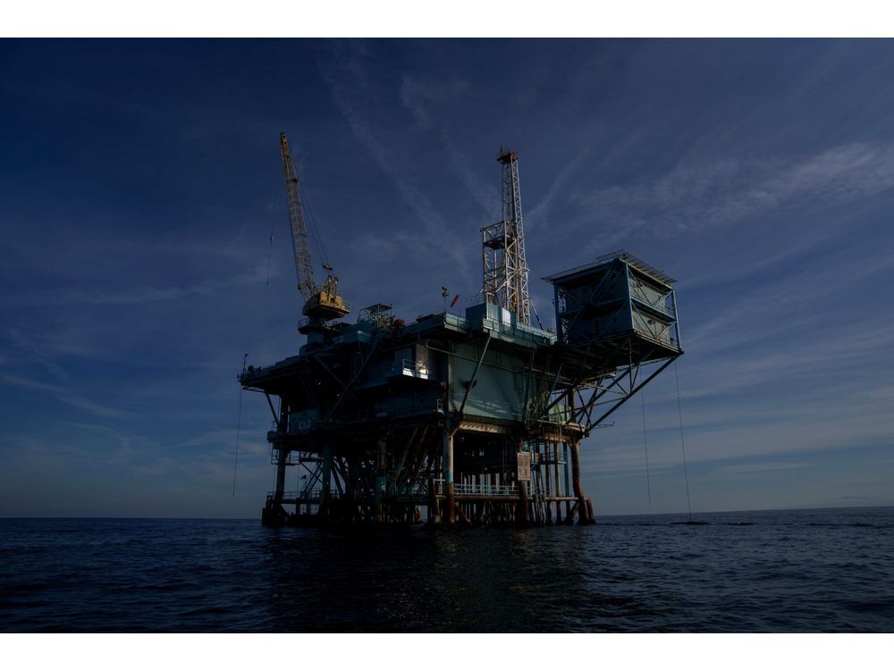 Oil Extends Drop as Surge in US Crude Inventories Stymies Bulls ...