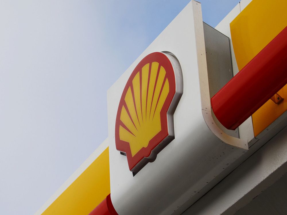 Shell investors ok weaker emissions targets at meeting | Financial Post
