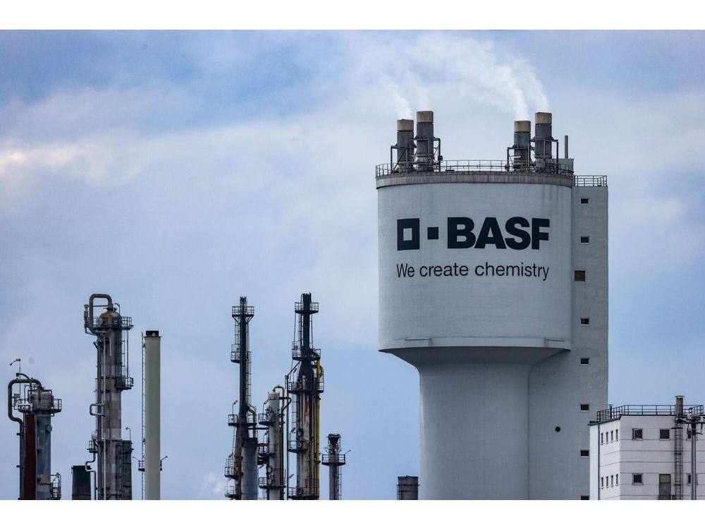 BASF Slashes Dividend, Weighs Unit Listing as Slump Deepens | Financial ...