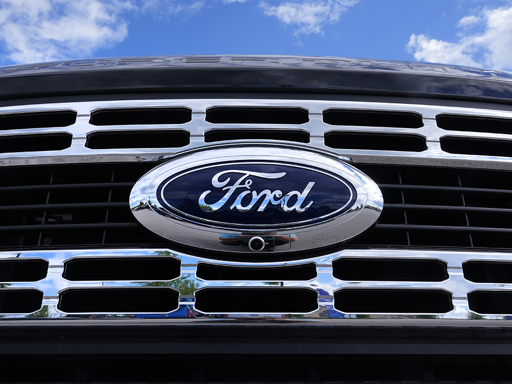 GM, Ford fall on Trump tariffs seen adding $3,000 to car prices ...