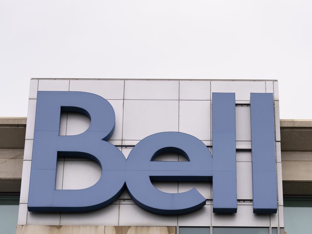 BCE reports Q3 loss, cuts revenue guidance | Financial Post